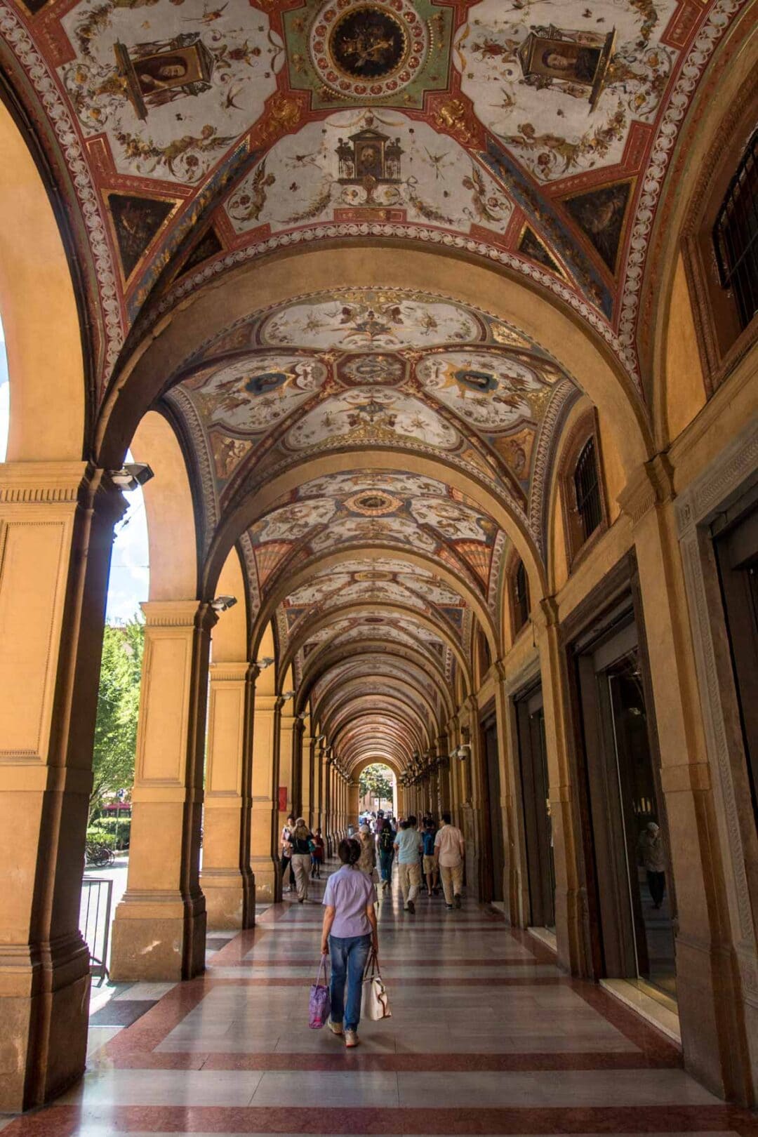 20 Bologna photos that will make you want to visit the Red City right now