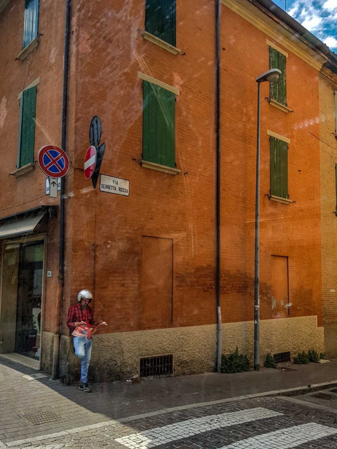 20 Bologna photos that will make you want to visit the Red City right now