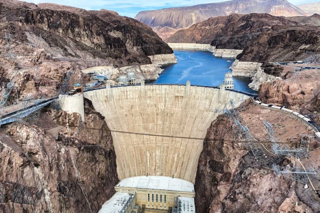 Top 20 Biggest Landmarks in North America (2022)